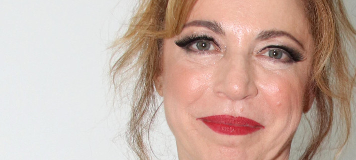 Παπαράτσι: Για πρώτη φορά φωτογράφισαν τη Δήμητρα Παπαδοπούλου με τον ...