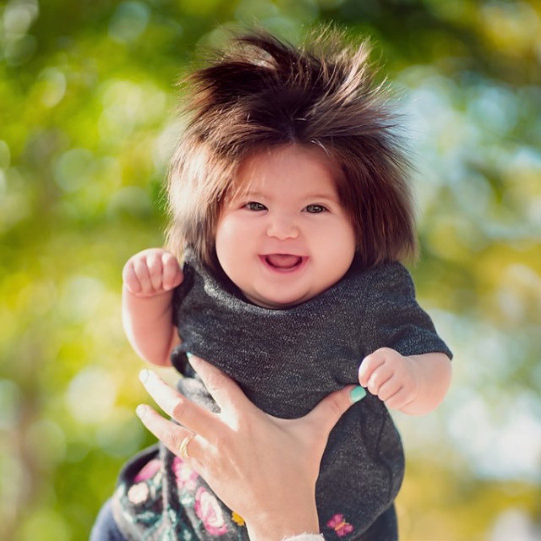 Μωρό «Ραπουνζέλ»: Κοριτσάκι γεννήθηκε με μακριά, πυκνά μαλλιά [εικόνες ...