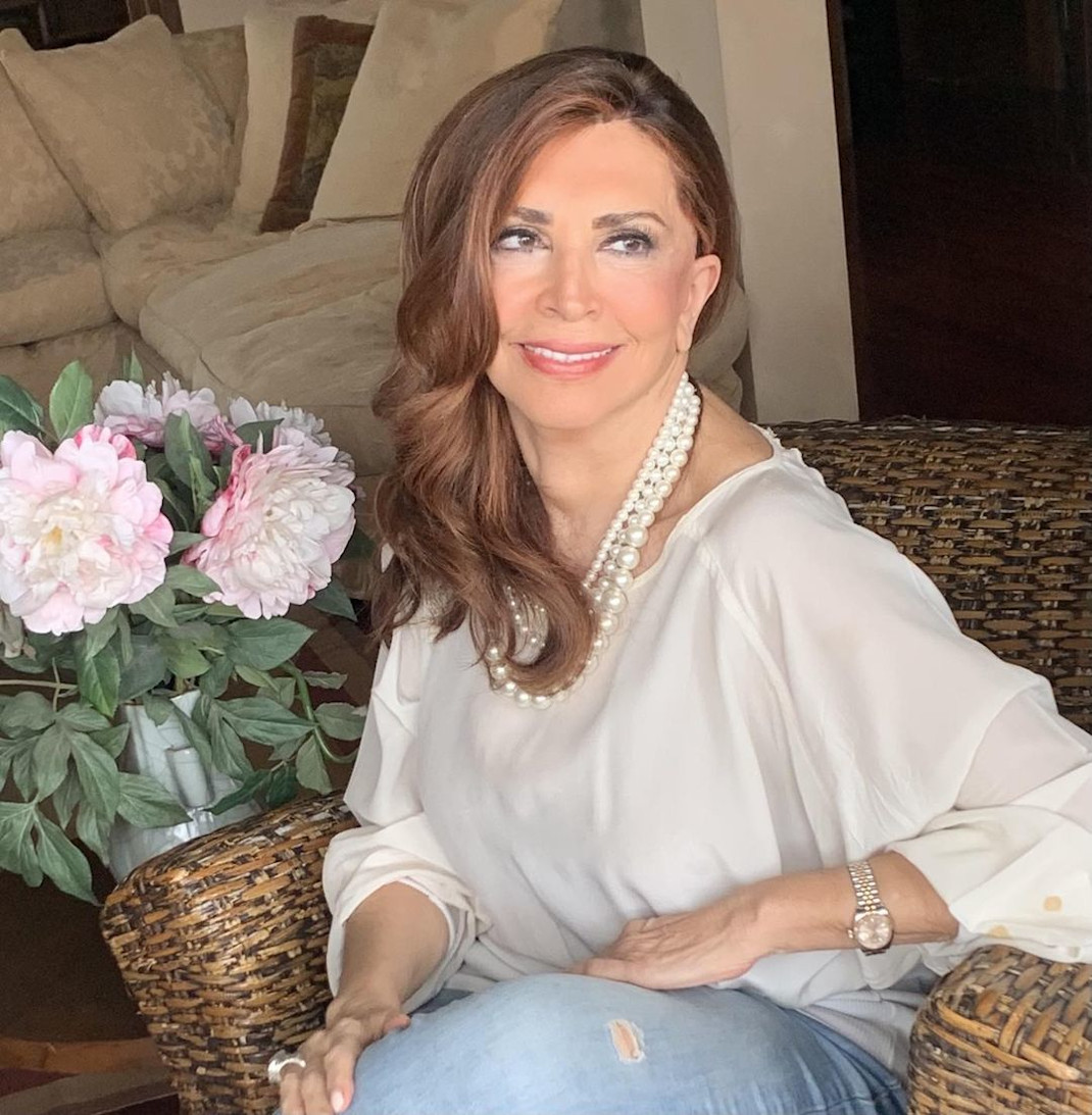 Η Μιμή Ντενίση με μαύρο ολόσωμο μαγιό -Η τελευταία βουτιά στον Θεολόγο ...