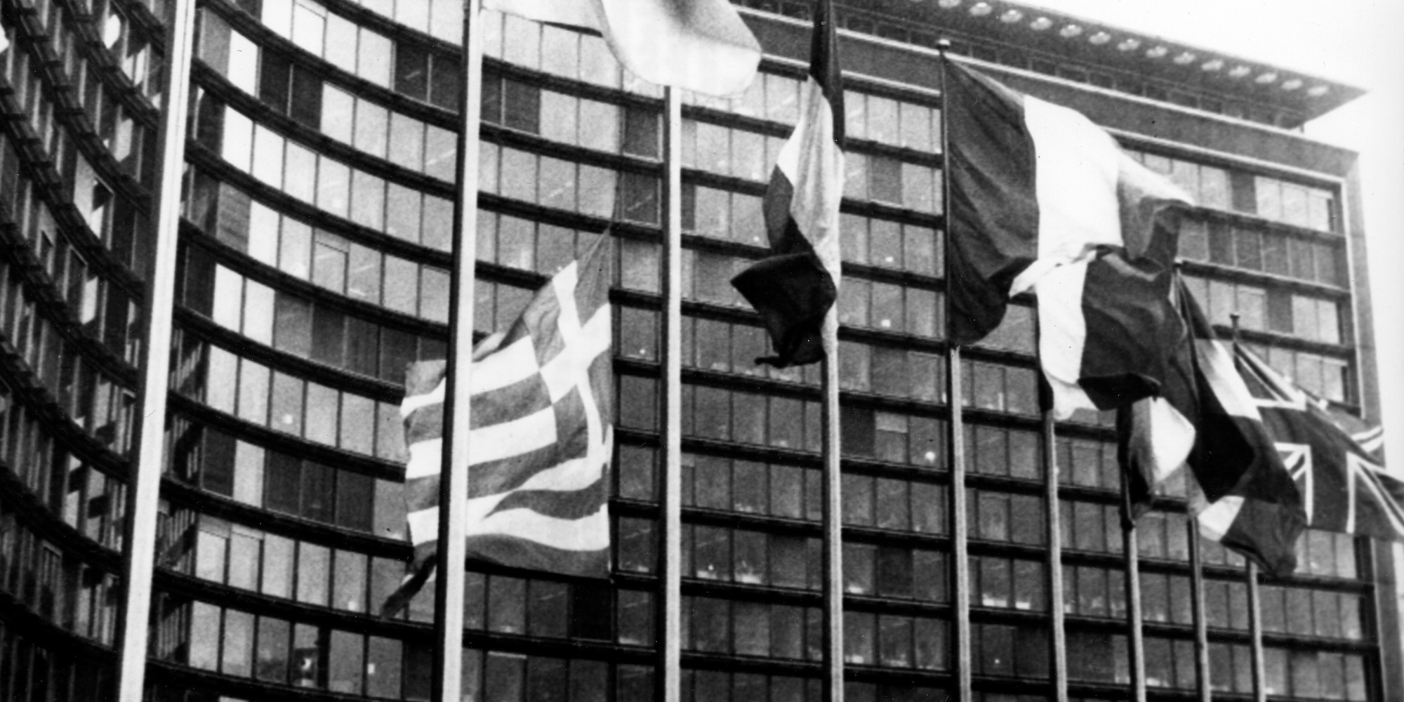40 χρόνια στην ΕΕ: Η ένταξη της Ελλάδας στην Ευρωπαϊκή Κοινότητα και ο ...