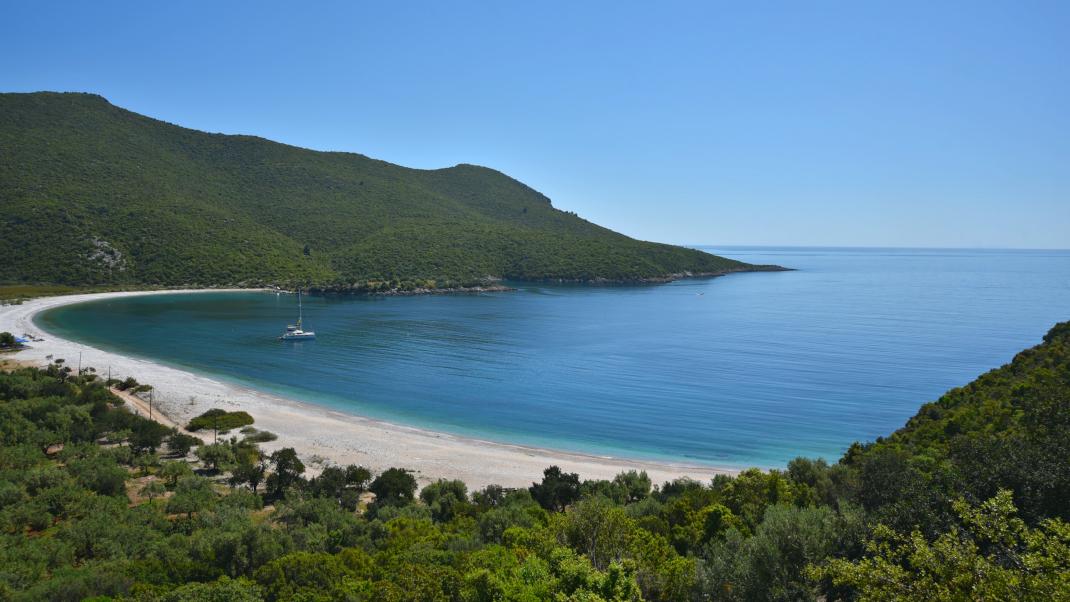 Η παραλία Φωκιανού είναι το κρυφό διαμάντι της Αρκαδίας -Γαλαζοπράσινα ...