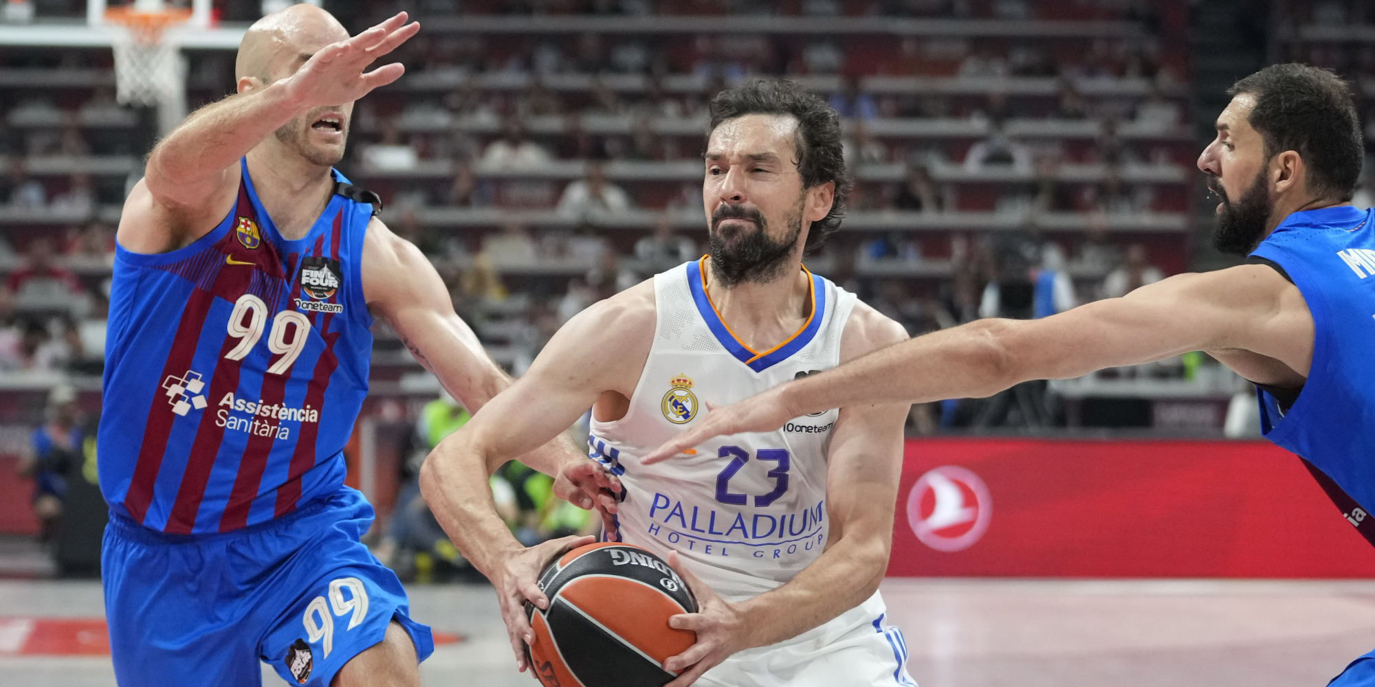 Ρεάλ Μαδρίτης-Μπαρτσελόνα 86-83: Η «βασίλισσα» στον τελικό της ...