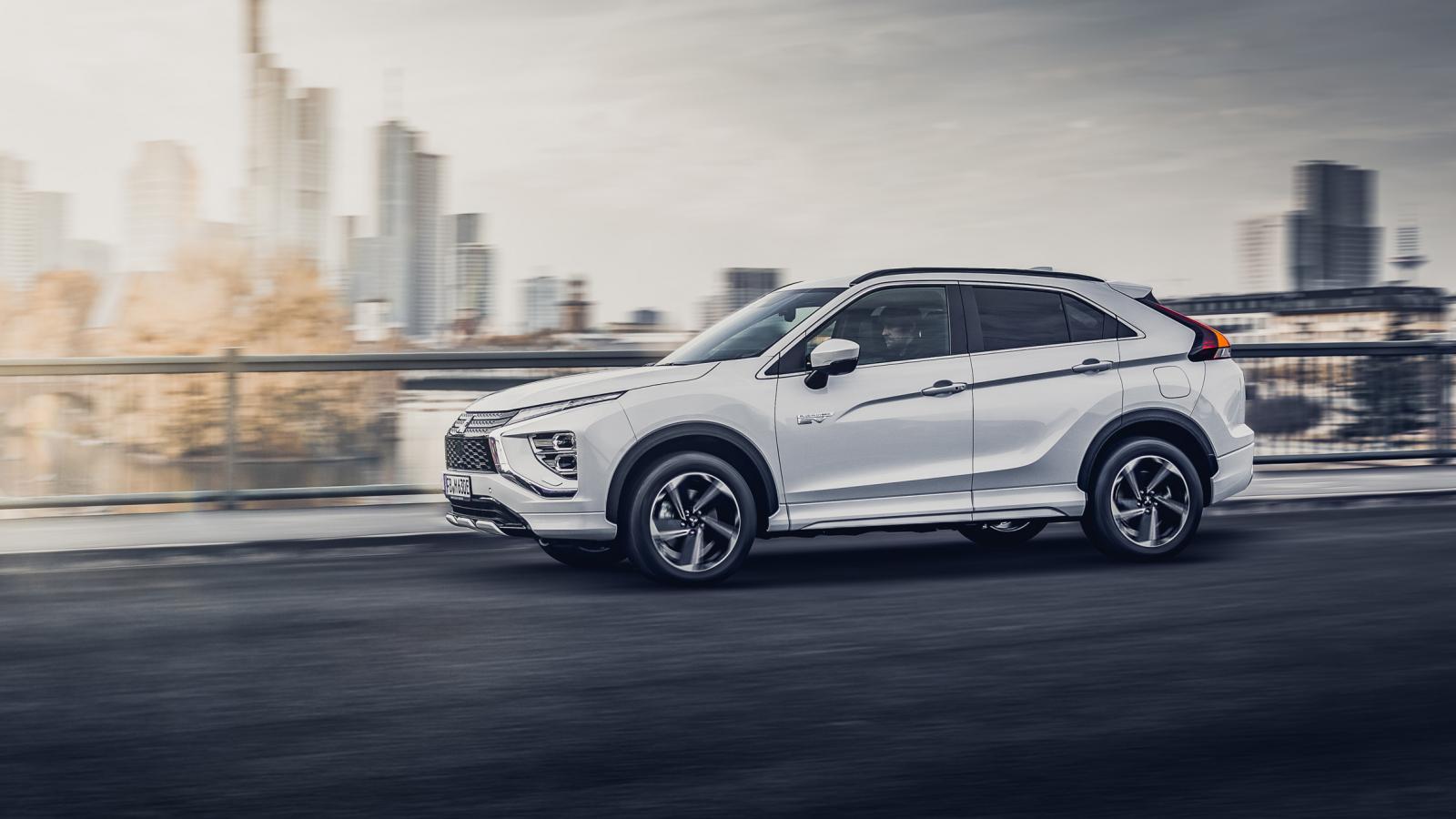 Mitsubishi Eclipse Cross PHEV: Ετοιμοπαράδοτο το ιαπωνικό SUV ...