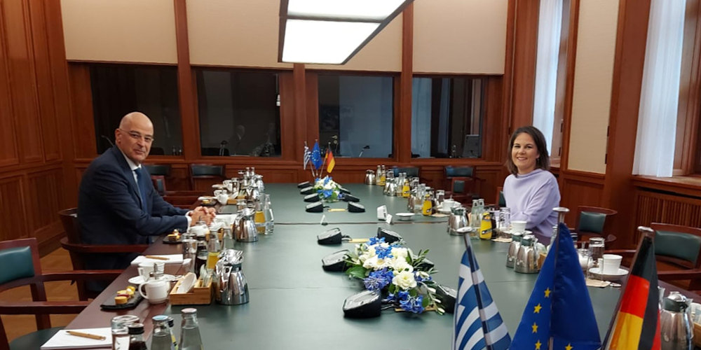 Ο Νίκος Δένδιας συναντήθηκε με την Γερμανίδα ΥΠΕΞ Μπέρμποκ -Πόλεμος ...