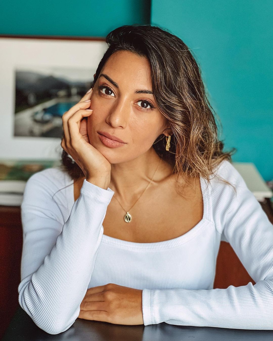 Η Ευγενία Σαμαρά σε ρόλο Αντζελίνα Τζολί -Η μεταμφίεση που ενθουσίασε ...