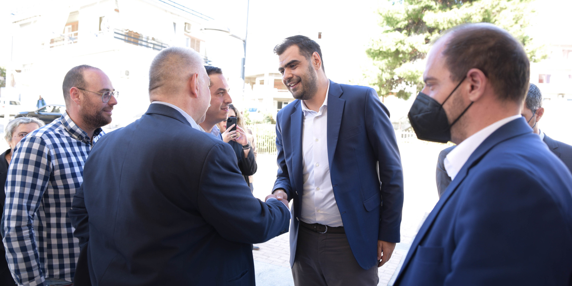 Κλιμάκιο της ΝΔ επισκέφθηκε τον Δήμο Μάνδρας-Ειδυλλίας, υπό τον ...