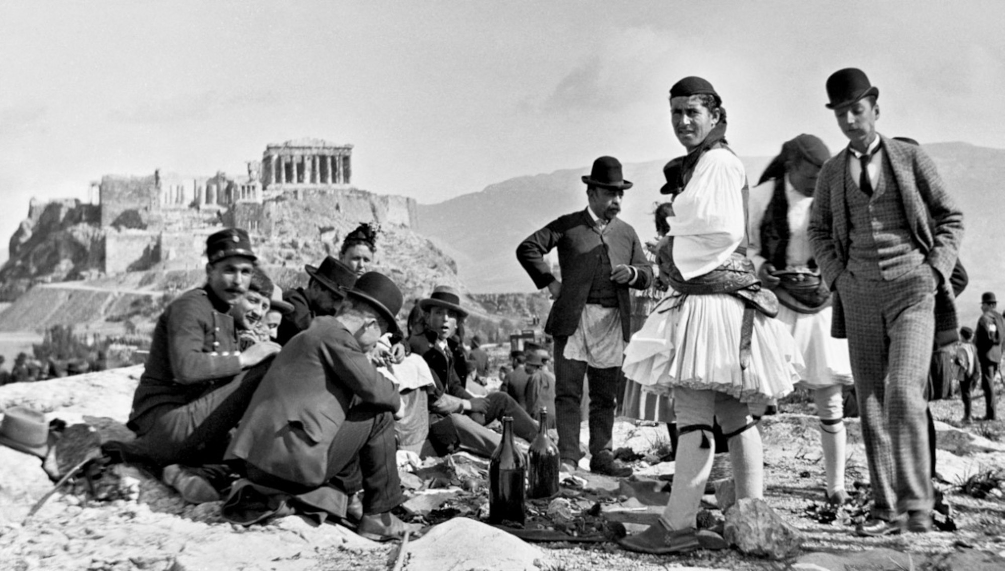 Αθήνα: Πώς η μικρή οθωμανική πόλη του 1800 μεταμορφώθηκε σε νεοκλασικό ...