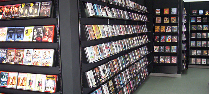 Πάτρα: Ιδιοκτήτης video club διακινούσε παράνομα λογισμικό,ταινίες ...