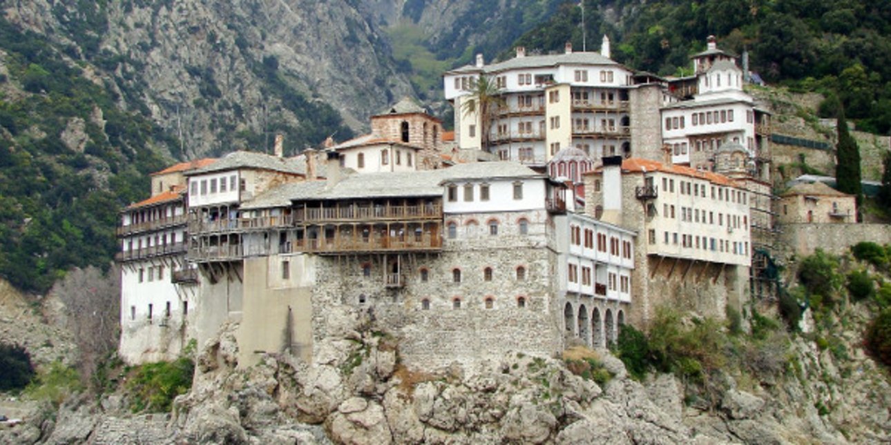 Το Αγιο Ορος εκσυγχρονίζεται: Σπάνιας αξίας χειρόγραφα και τεκμήρια ...