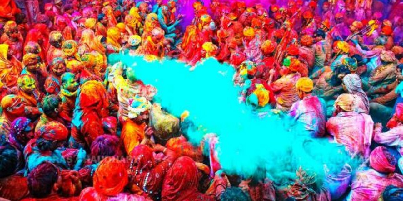 Holi Festival: Η εντυπωσιακή γιορτή στην Ινδία που γεμίζει τις πόλεις ...