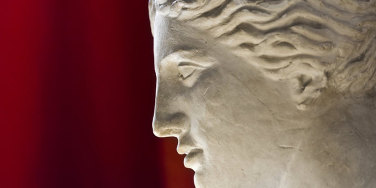 Η ημέρα που ένας γεωργός στο νησί βρήκε την Αφροδίτη της Μήλου -Εσκαβε ...