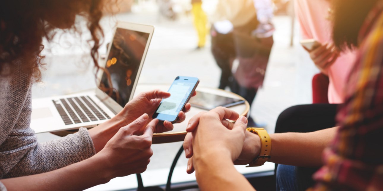 Ερευνα: Ο ρόλος των influencers στα social media - iefimerida.gr