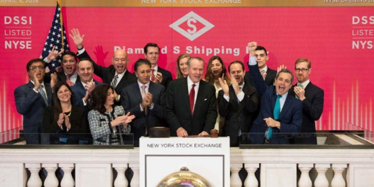 Ελληνικό χρώμα στη Wall Street -Από την Diamond S Shipping [βίντεο ...