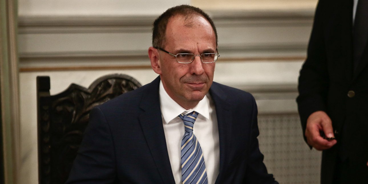 Γεραπετρίτης: Σύντομα ο Ελληνας θα δει διαφορά στο πορτοφόλι του -Πώς ...