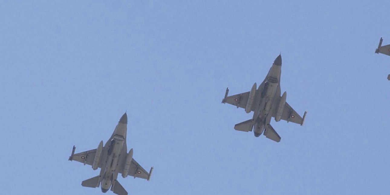 Δεκάδες τουρκικές παραβιάσεις στο Αιγαίο και τη Δευτέρα -Εμπλοκή ...