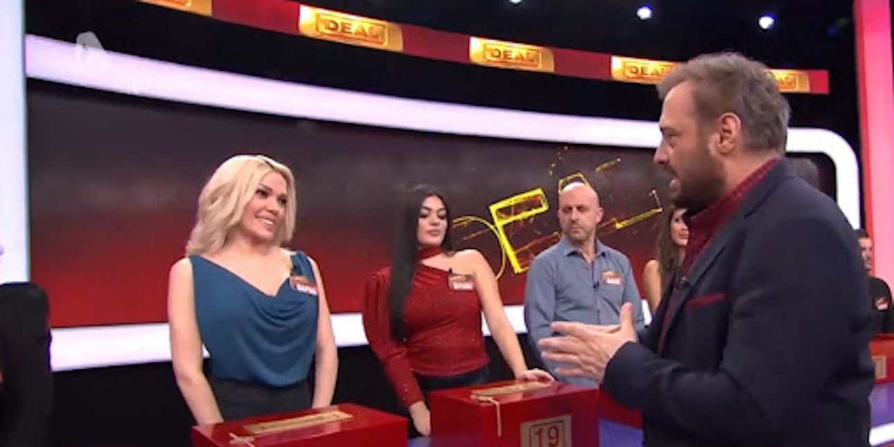 Από το «Voice» στο «Deal»: Η τραγουδίστρια που μπήκε στο τηλεπαιχνίδι ...