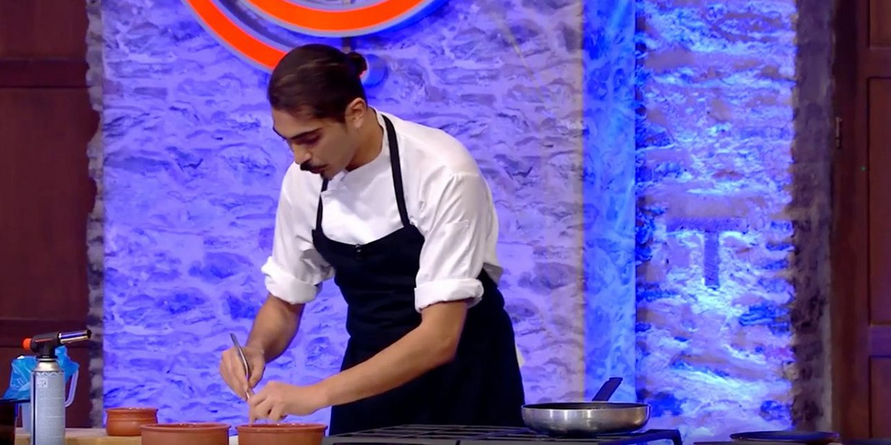 MasterChef 4: Ομοφωνία από τους κριτές -Ο Ιωάννης πήρε την κάρτα ...