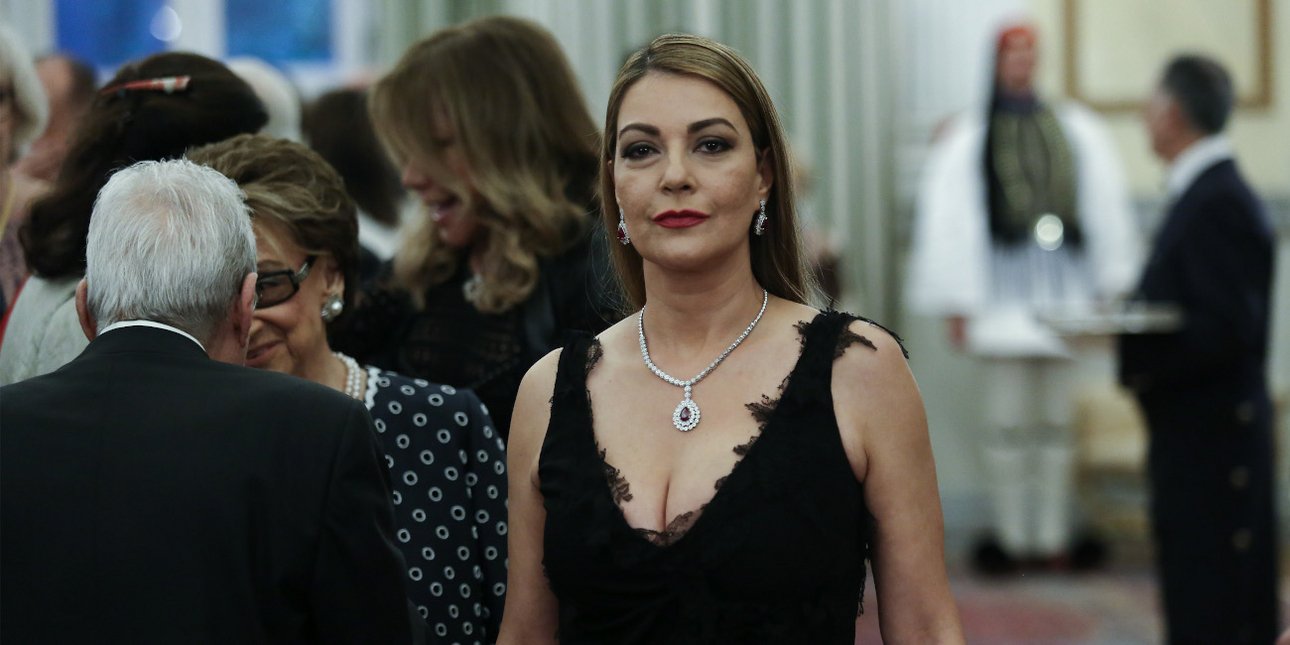 Ελενα Τζούλη για ύπαρξη παρακράτους ΣΥΡΙΖΑ-ΑΝΕΛ -Τι απαντά η σύζυγος ...