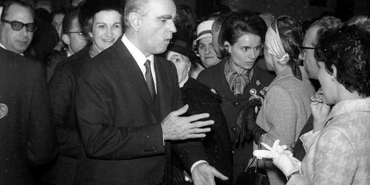 25 Μαρτίου 1965 -Αγνωστες φωτογραφίες: Ο Κωνσταντίνος Καραμανλής και ...