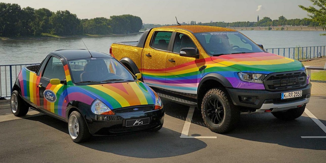 Ένα Pick Up Ford ενάντια στην ομοφοβία - iefimerida.gr