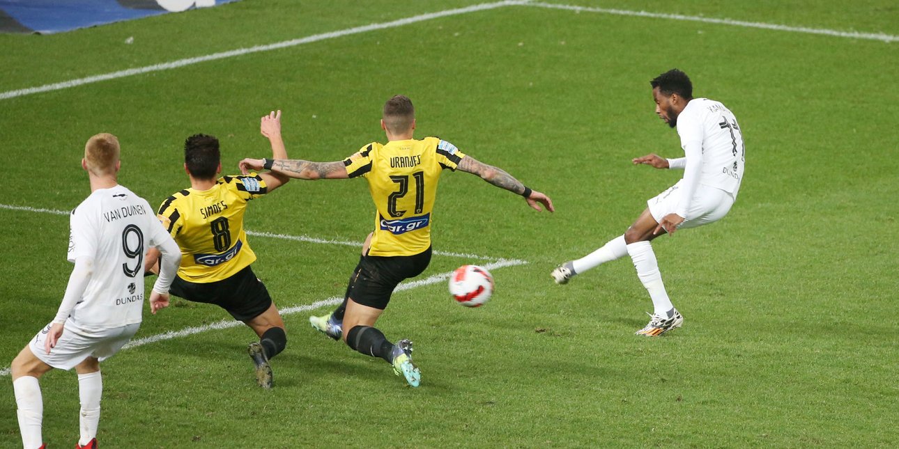 Super League: Σπουδαίο «διπλό» του ΟΦΗ στο ΟΑΚΑ, 1-2 την ΑΕΚ [βίντεο ...