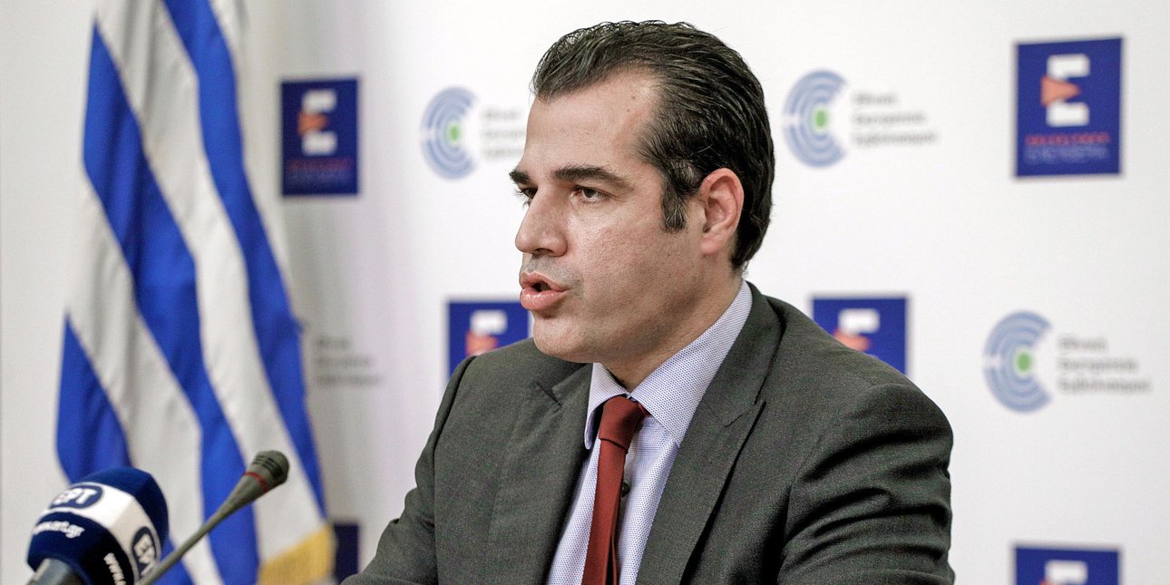 Thanos Plevris arranges to send medical supplies to Ukraine - iefimerida.gr