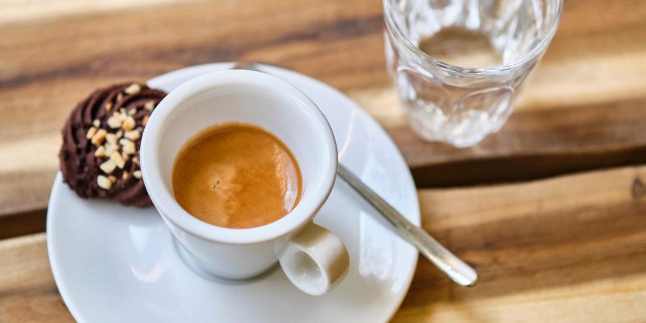 Τρία λάθη που κάνεις όταν πίνεις καφέ, σύμφωνα με τους Ιταλούς -Το ένα ...