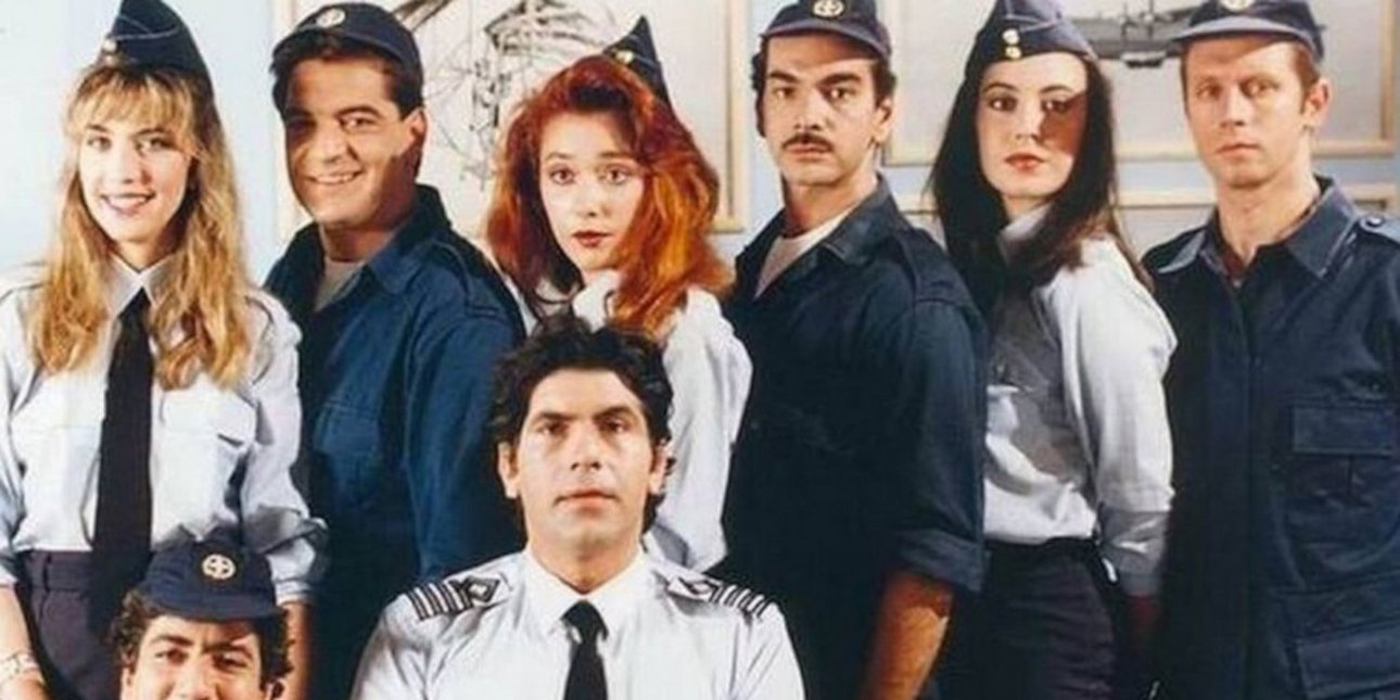 «Της Ελλάδος τα Παιδιά» ξανά μαζί 29 χρόνια μετά: Η φωτό-reunion που ...