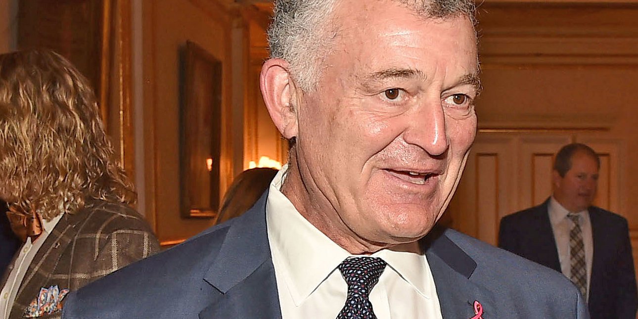 Γιατί ο κληρονόμος της Estée Lauder μήνυσε την ερωμένη του και έκρυβε ...