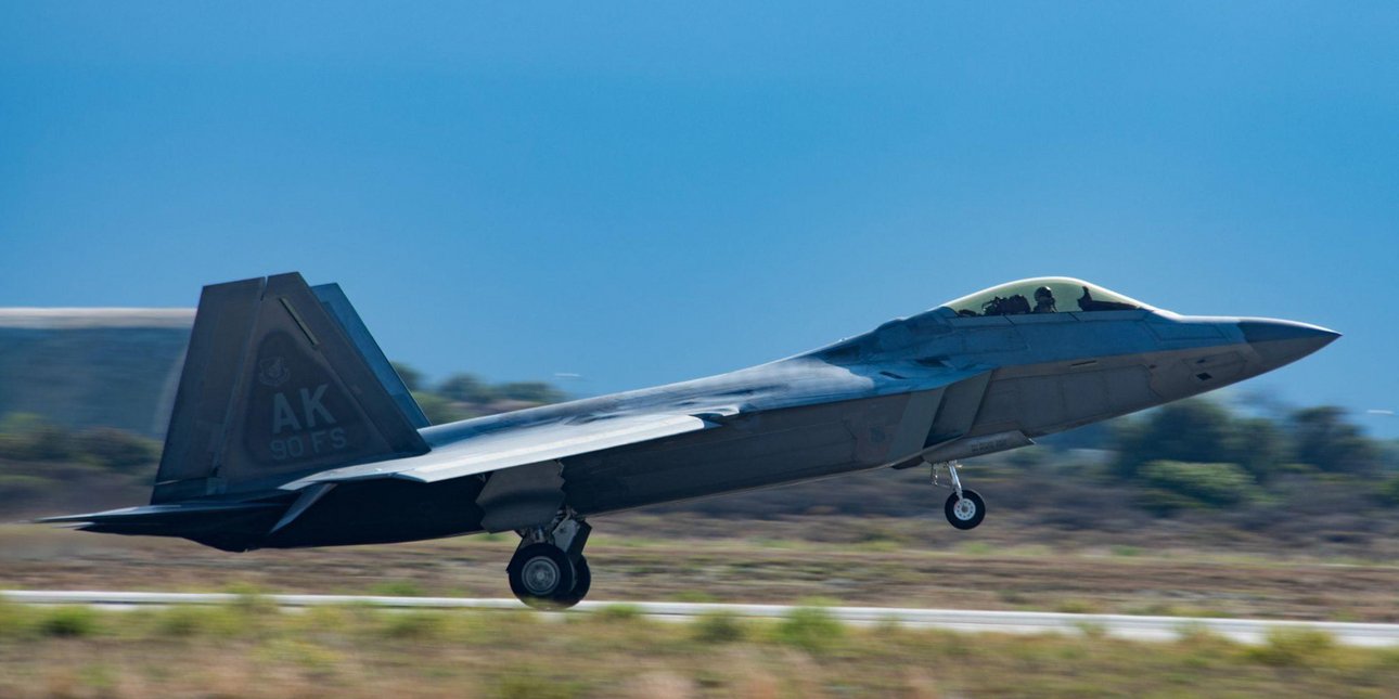 Στη Σούδα τα αμερικανικά F-22 Raptors -Για την άσκηση Agile Combat ...