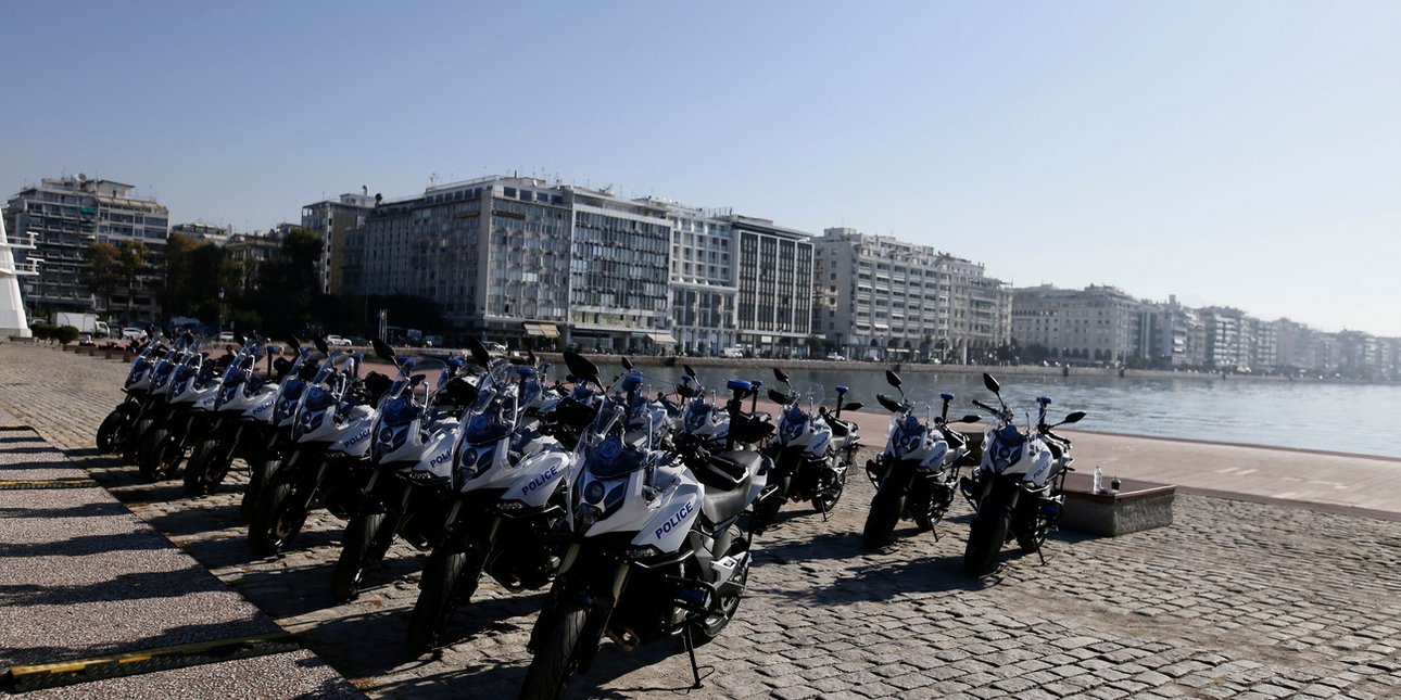 Θεσσαλονίκη: Η ομάδα «Ζ» της ΕΛ.ΑΣ. παρέλαβε 18 ολοκαίνουργιες ...