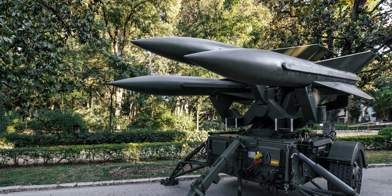 Ισπανία: Ενισχύει τον ουκρανικό στρατό με ακόμη δύο αντιαεροπορικά ...