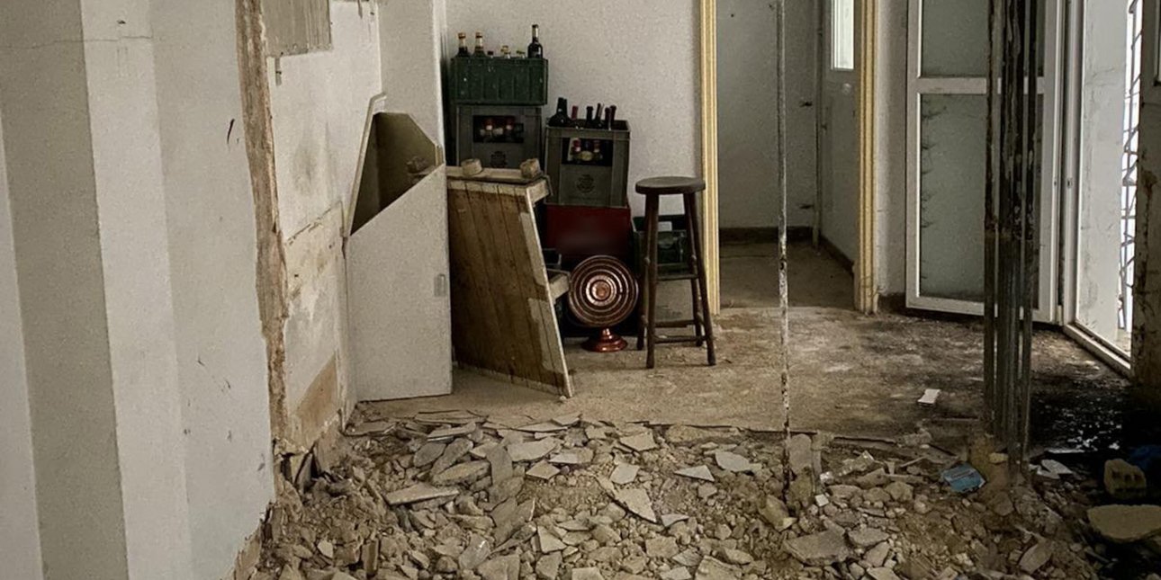 Εξάρχεια: Παραμονές Πολυτεχνείου βρήκαν υλικά για μολότοφ σε ...