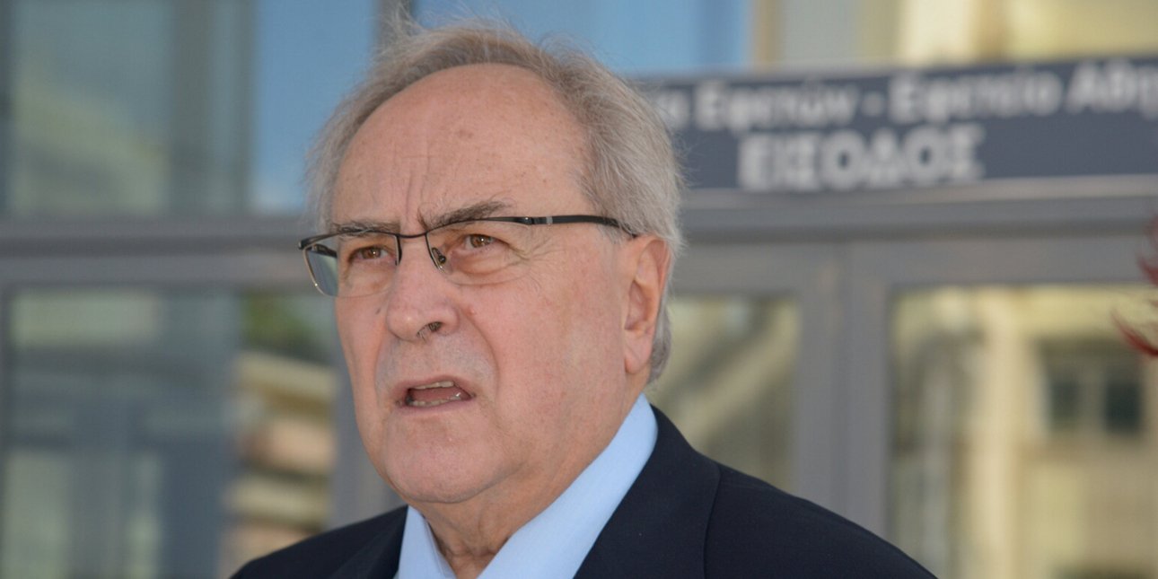 Στην εντατική ο Νίκος Κωνσταντόπουλος με λοίμωξη από κορωνοϊό ...