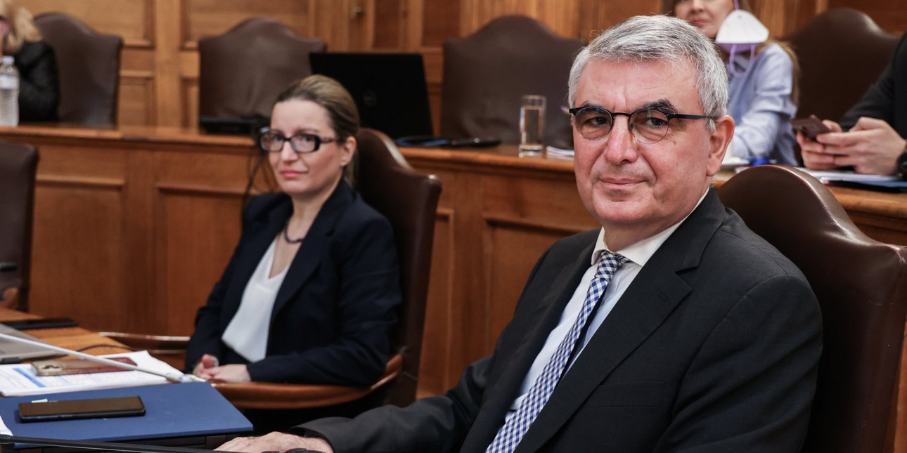 Βουλή: Αποσύρθηκε η διάταξη για τη διάθεση ακινήτου του ΕΦΚΑ στην ...