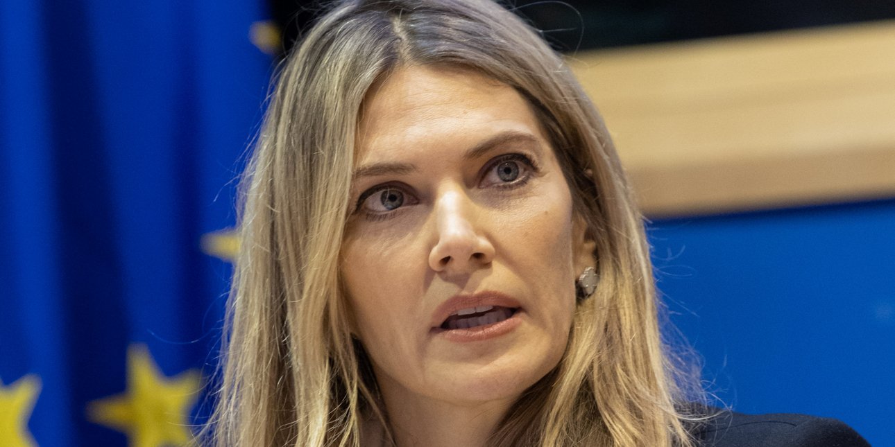 Σοκ για την Εύα Καϊλή: Προφυλακίστηκε για το Qatargate -Κρατούμενη για ...