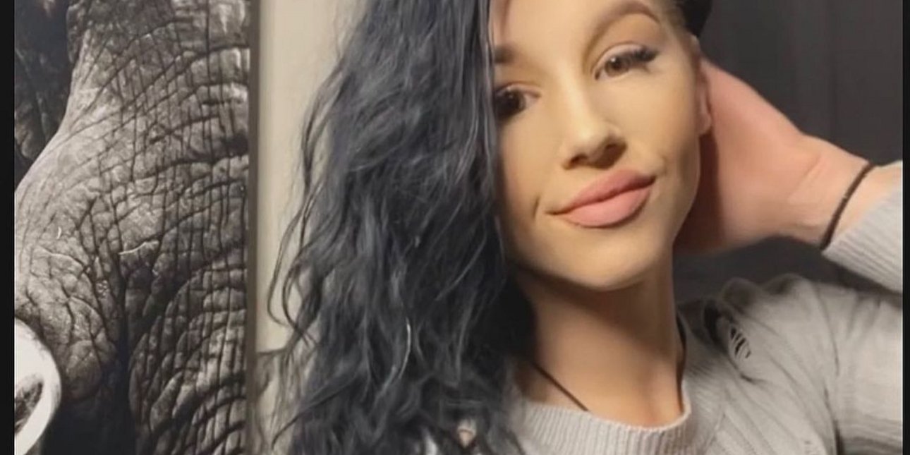 Μητέρα πόσταρε βίντεο με στρινγκ δίπλα στον γιο της -Τι απάντησε στον ...