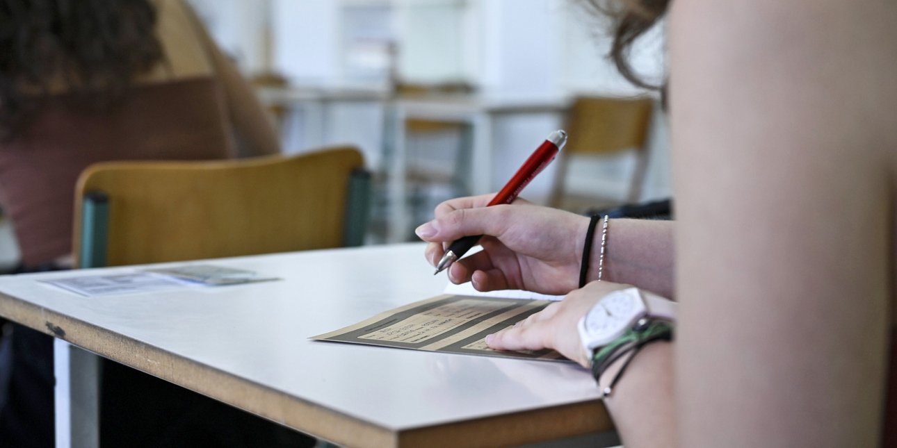 Πανελλήνιες 2023: Τι επιτρέπεται να έχω μαζί μου στις εξετάσεις -Πότε μηδενίζεται το γραπτό ...