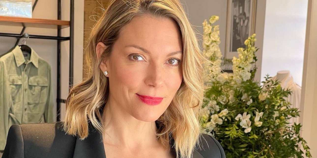 Βίκυ Καγιά: Η άκρως εντυπωσιακή εμφάνιση σε γάμο στα Χανιά -Η κόρη της, Μπιάνκα, ήταν το ...