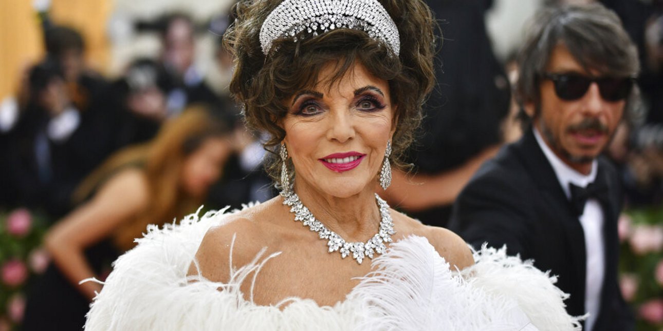 Πώς είναι πραγματικά η Τζόαν Κόλινς -Δημοσιογράφος περιγράφει για την ...