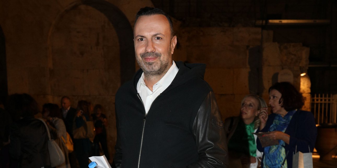 Τάσος Τρύφωνος: Οι διακοπές στην Ύδρα και η συνάντηση με τους γιους του ...