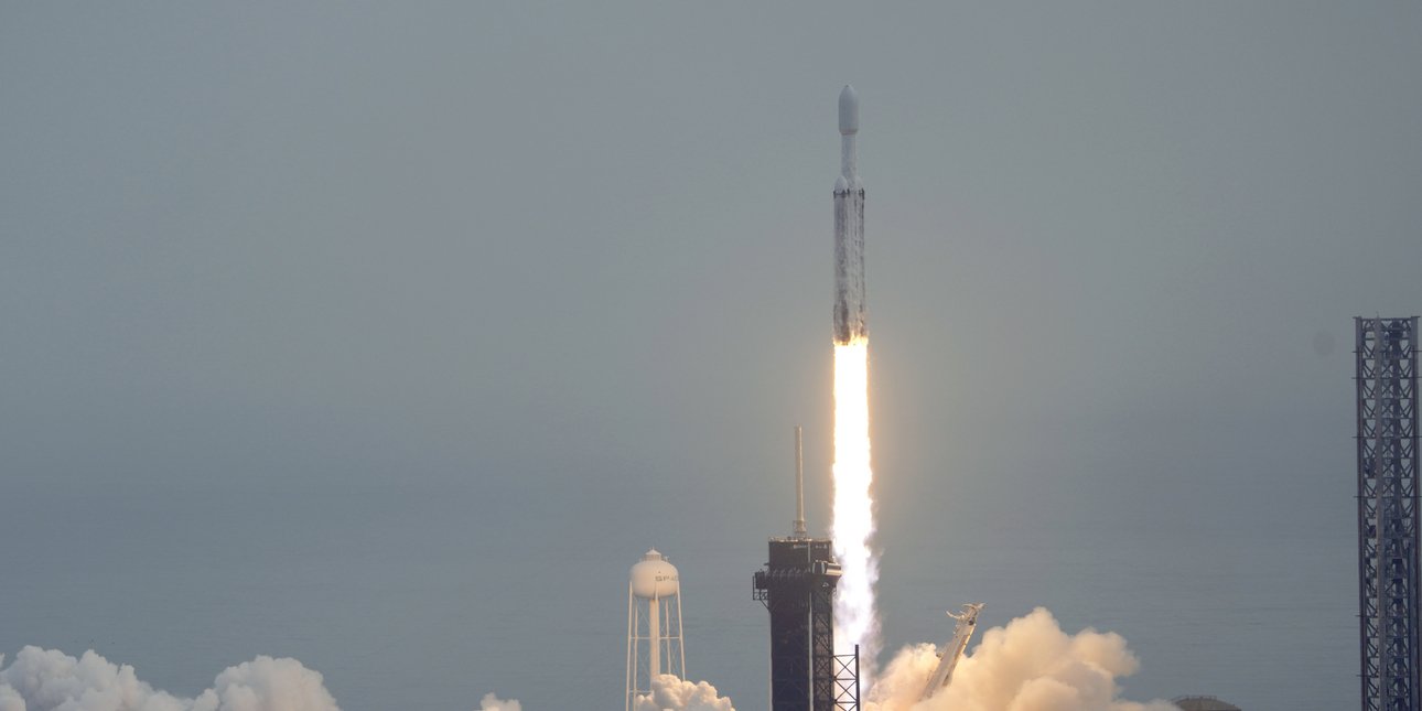 NASA: Διαστημόπλοιο εκτοξεύτηκε με επιτυχία προς τον μυστηριώδη και ...