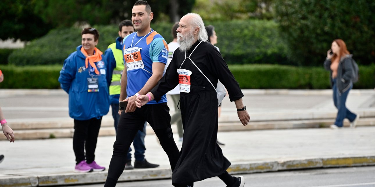 Μαραθώνιος: Με περικεφαλαίες, κλαδιά ελιάς και αναπηρικά αμαξίδια -Η ...