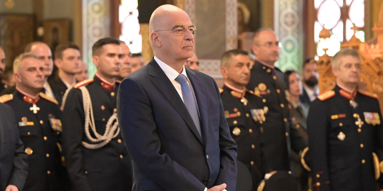 Δένδιας: Οι Ενοπλες Δυνάμεις αποτελούν σύμβολο εθνικής παρουσίας και ...