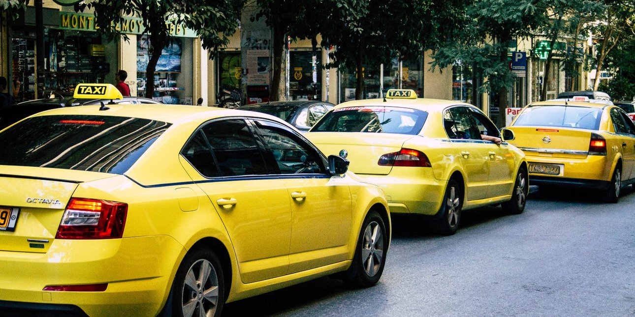 Απεργία: Πώς θα κινηθούν αύριο τα ταξί -Ποιες ώρες τραβούν χειρόφρενο ...