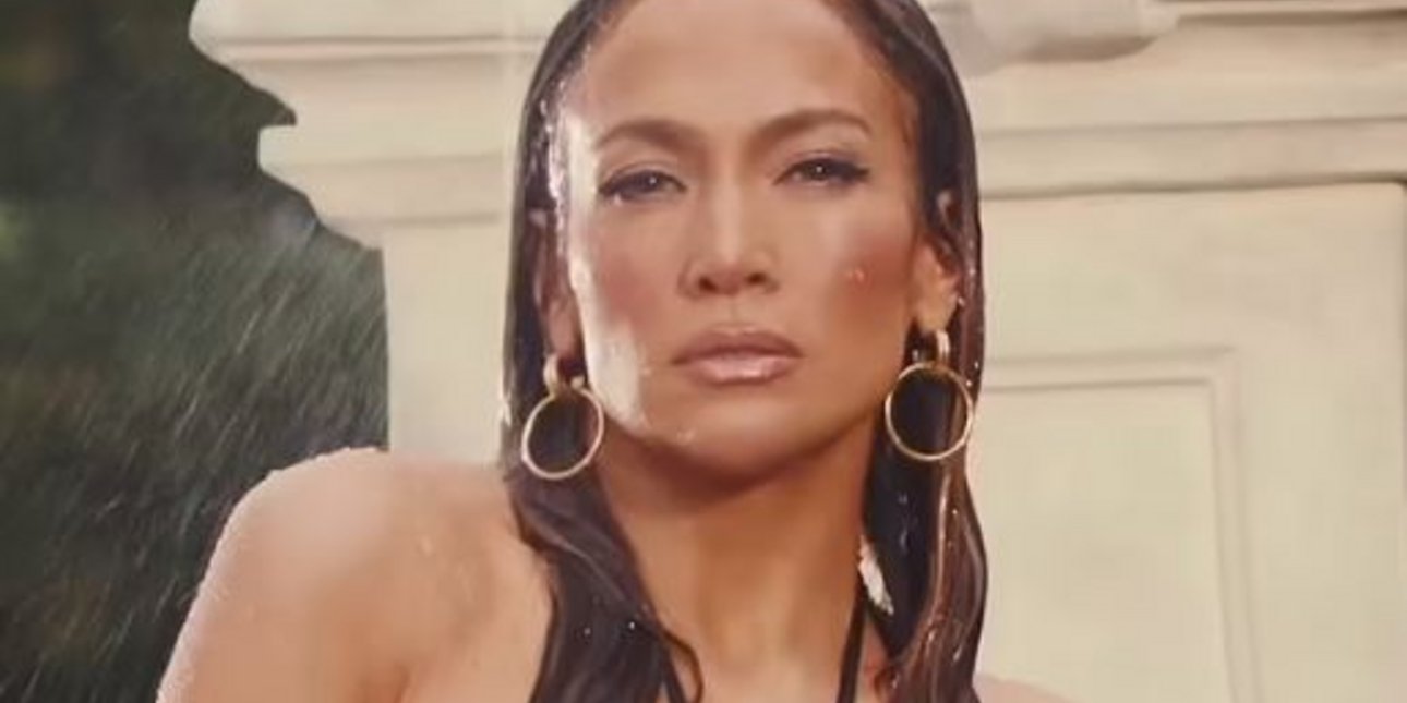 Η Τζένιφερ Λόπεζ στα 54 της είναι πιο σέξι από ποτέ - Με μπικίνι στο νέο της βιντεοκλίπ [βίντεο ...