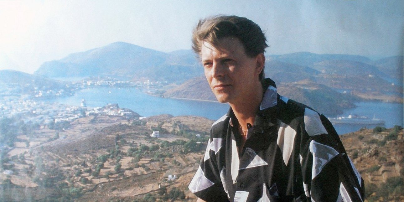 Οι σταρ της μουσικής που ερωτεύτηκαν την Ελλάδα -Οι γωνιές που λάτρεψαν ...