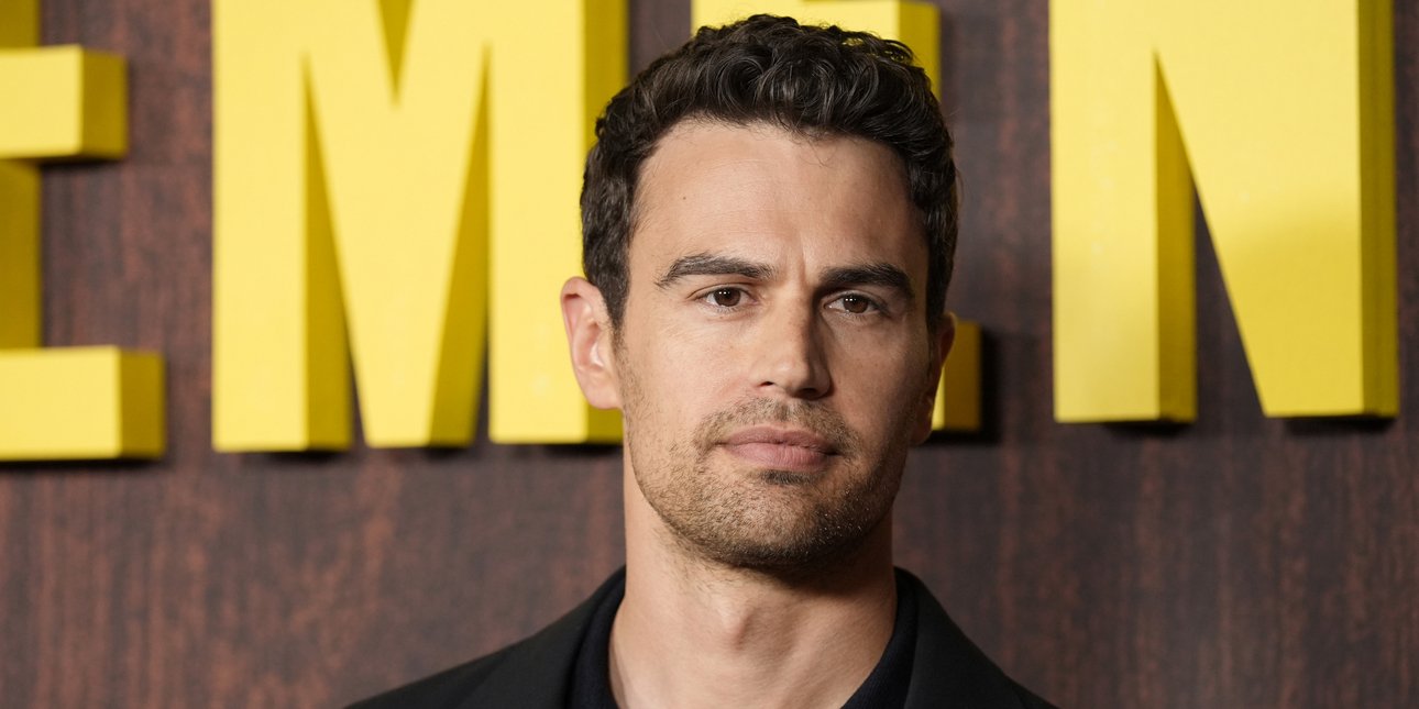 Theo James: Ο πρωταγωνιστής του «The Gentlemen» στο Netflix, είναι κατά ...