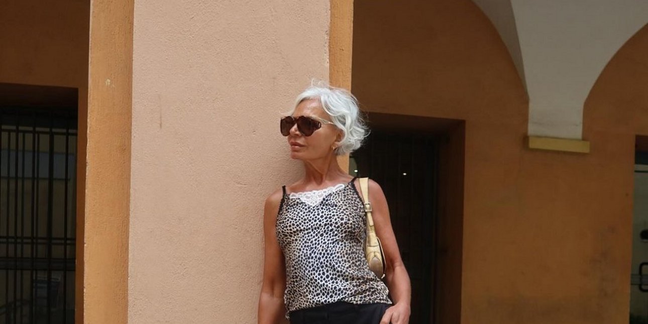 Καλεσμένη σε γάμο -10 άνετα και κομψά παντελόνια για γυναίκες άνω των 50 - iefimerida.gr