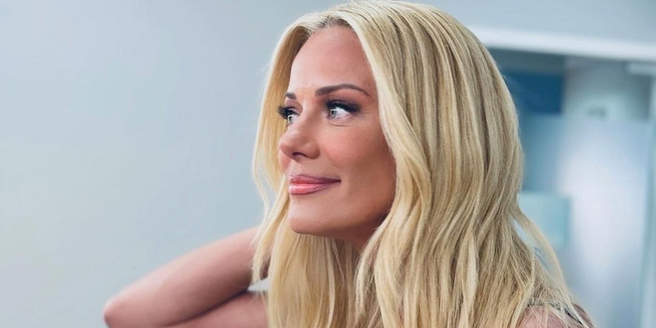 H Zέτα Μακρυπούλια δείχνει τι να φορέσετε στον καύσωνα και να παραμείνετε δροσερές [εικόνες ...